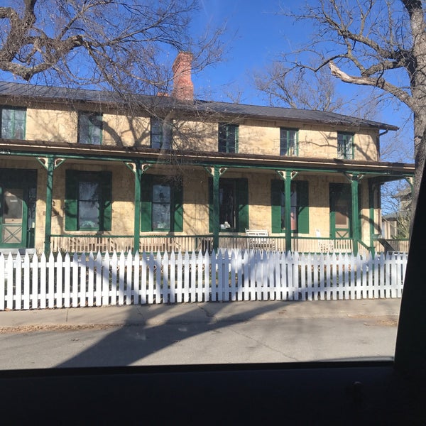 Custer House - Other Great Outdoors