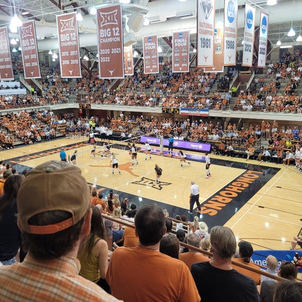 Gregory Gym - Natatorium - University of Texas-Austin - 0 tips