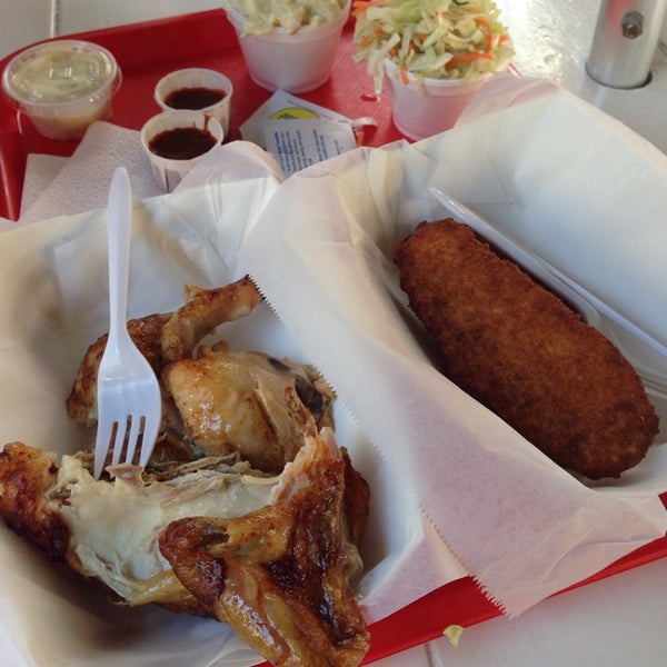 Photos at Reddi Chick - American Restaurant in Brentwood