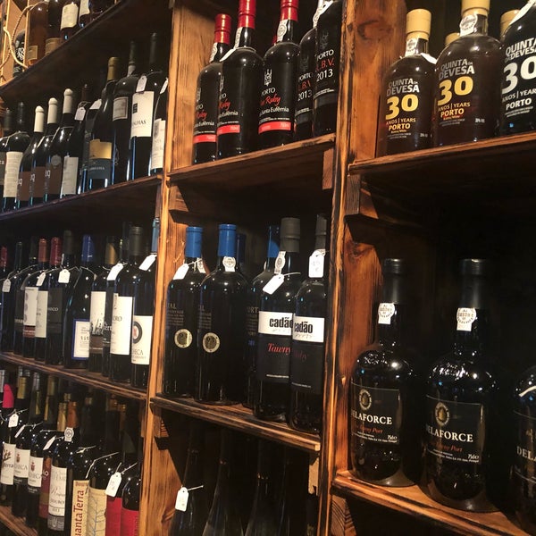 Porto Wine - Winebar - Centro Histórico - 18 tips from 397 visitors