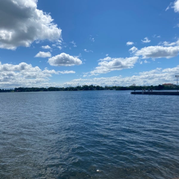 Couchiching Beach Park - Park in Orillia