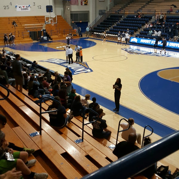 Knott Arena - 4 tips from 327 visitors