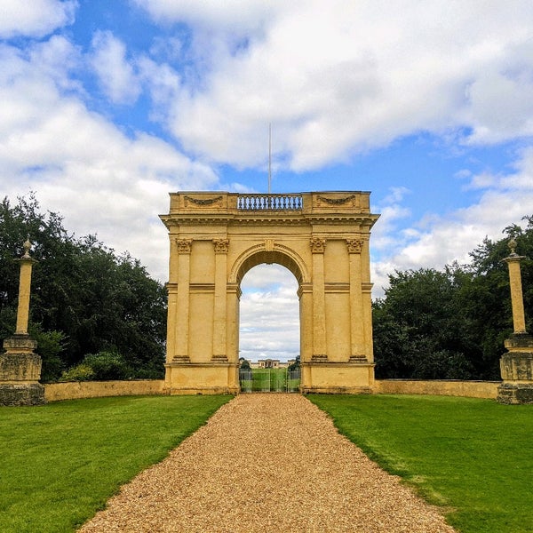 Stowe Visitor Centre - 3 tips from 136 visitors