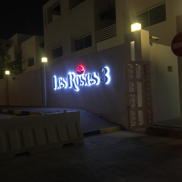 Les Roses 3 Executive Properties - 18 visitors