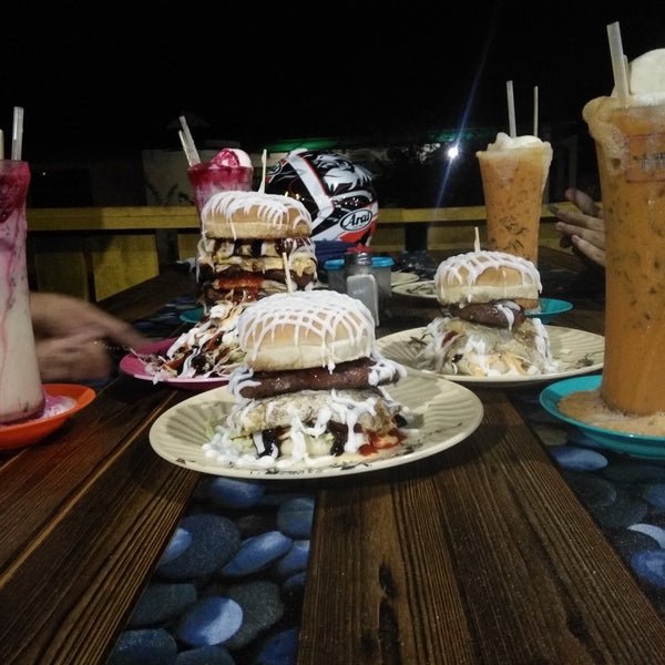 Warung Kuning Jambatan Kota - 6 tips from 278 visitors