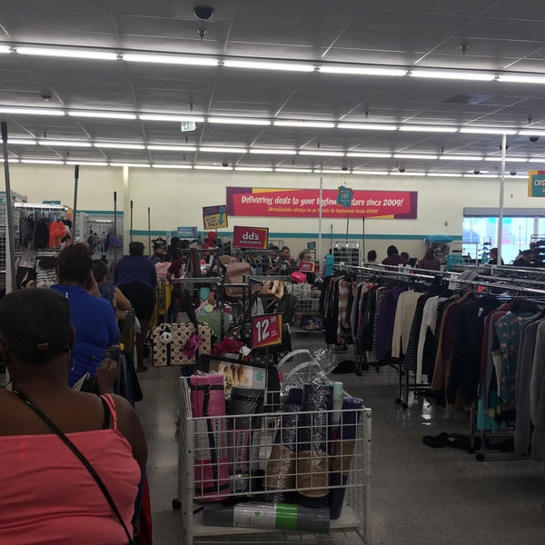 dd's Discounts - 2616 W Imperial Hwy