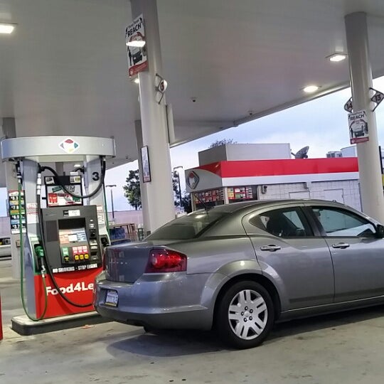Food 4 Less Fuel Center - Gas Station in Los Angeles