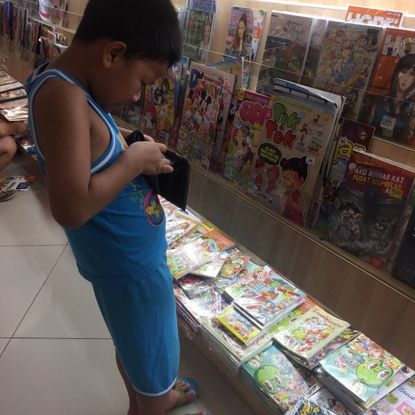 Smart Bookshop - Bookstore in Kota Samarahan