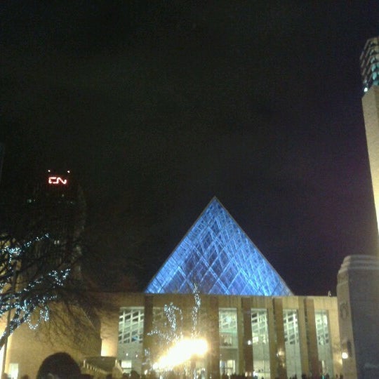 Edmonton City Hall - Downtown Edmonton - 1 Sir Winston Churchill Square
