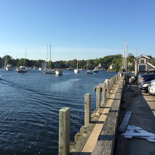 Woods Hole Oceanographic Institution - 360 Woods Hole Rd