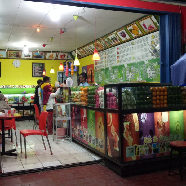 Rumah Jus & Sop Buah - Juice Bar