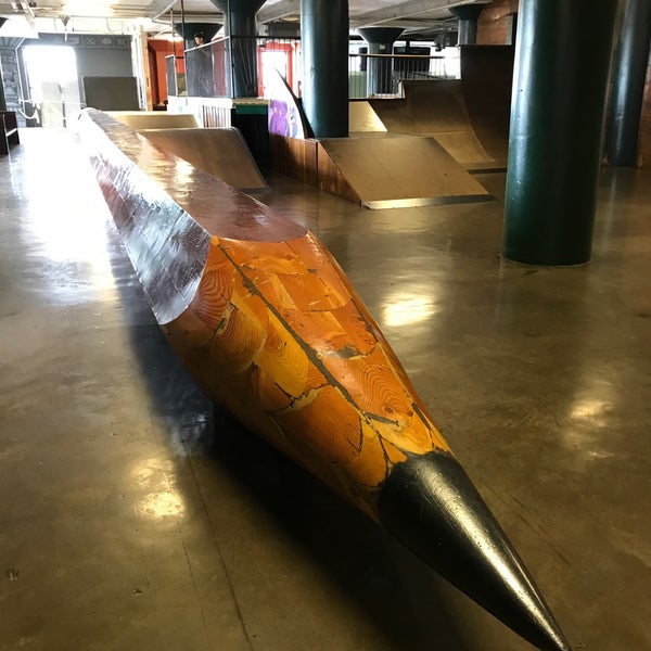 World's Largest Pencil - Downtown West - St Louis, MO