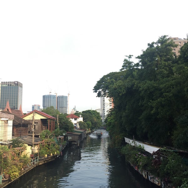 สะพานเจริญผล (Charoen Phol Bridge) - Bridge in Pathum Wan