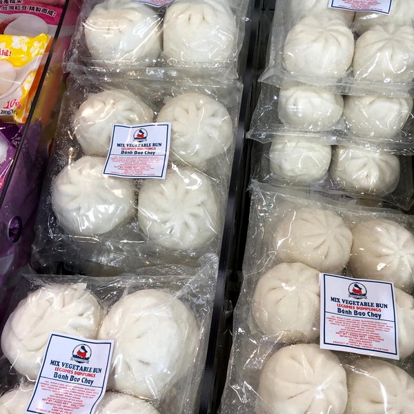 Henlong Market - Supermarket in Whalley