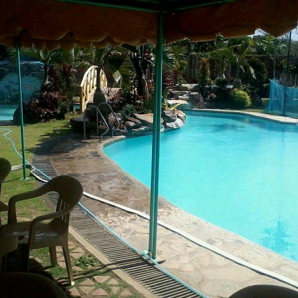 NPC Hotel and Resort Village - Hotel in Bagac