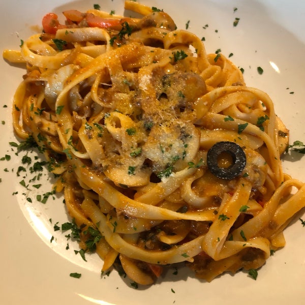 Signora Pasta (Now Closed) - Plaza Cirendeu