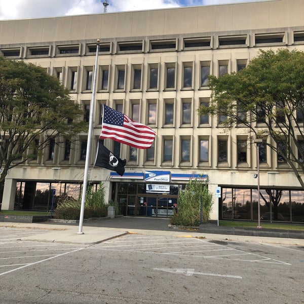 Photos at Main Post Office - 8 tips