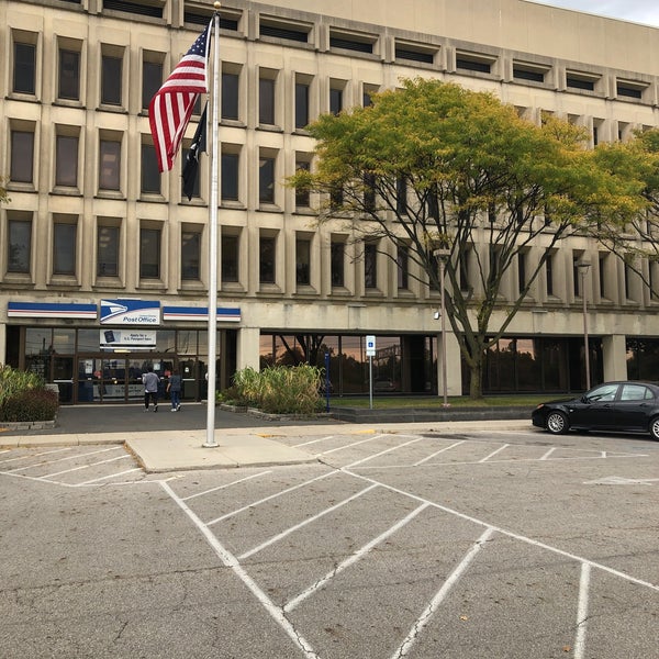 Photos at Main Post Office - 8 tips