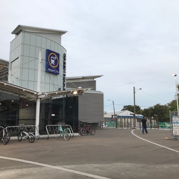 Photos at Green Square Station - 16 tips