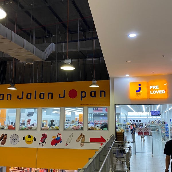 Kip Mart Bachang - Department Store