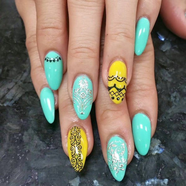 magic nails and spa - 9 tips