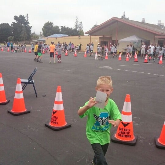 Almond Elementary School - North Los Altos - 3 tips from 158 visitors