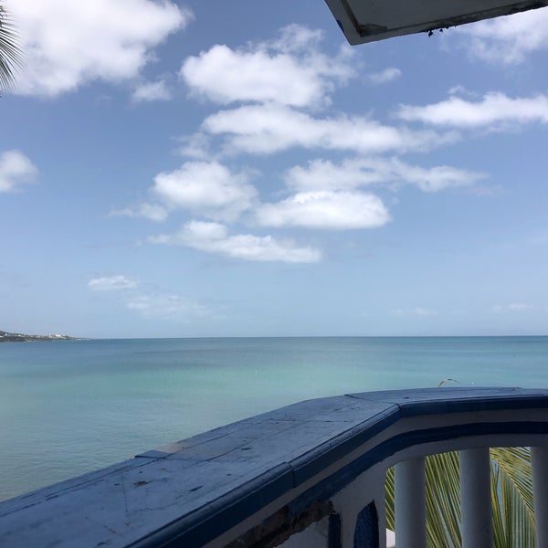 Mar Azul Bar (Al's) - 21 tips from 502 visitors