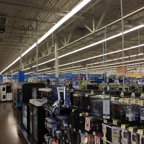 Photos at Walmart Supercenter - Airport North - 33 tips