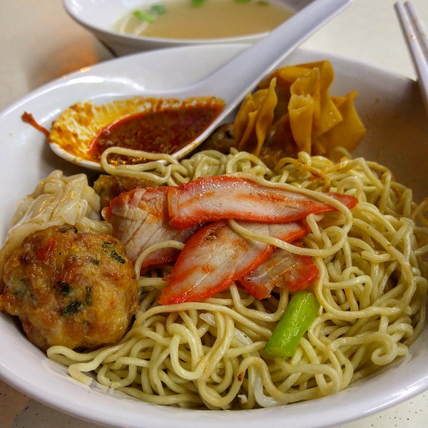 Fei Fei Wan Tan Mee King 飛飛雲吞麵大王 - Central Region - 97 tips from 4091 ...