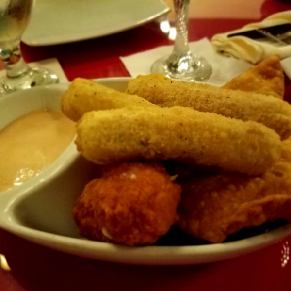 Restaurante El Turpial Boricua - Caribbean Restaurant in Coto Laurel