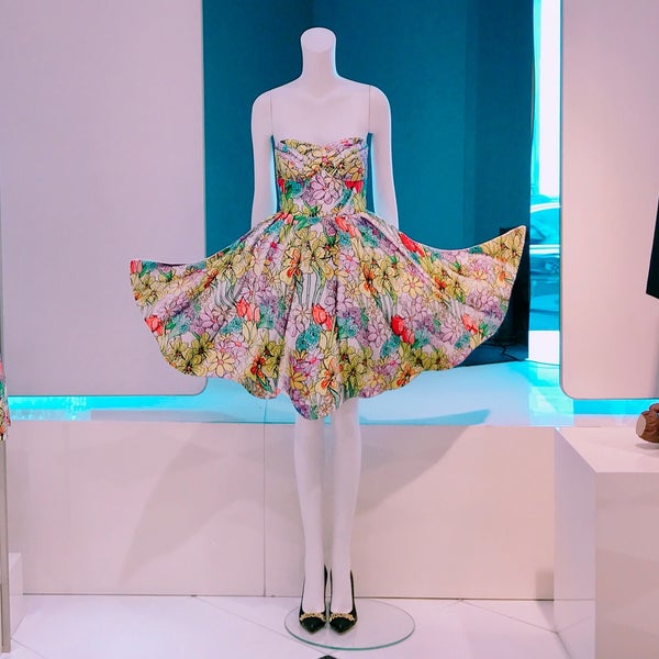 Moschino - Mayfair - 28/29 Conduit Street