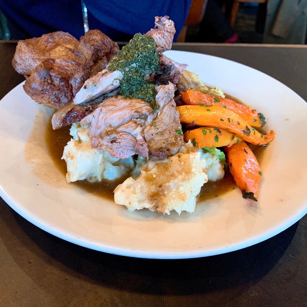 Roth Bar & Grill - Restaurant in Bruton