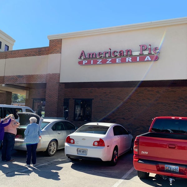 American Pie Pizzeria - 927 Maple St