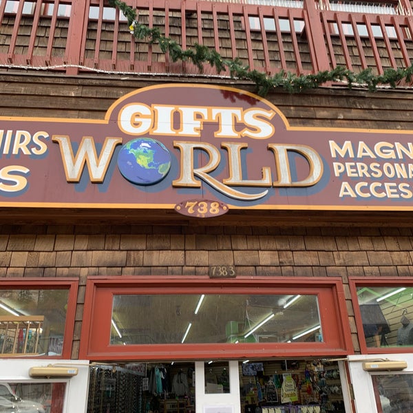 Gifts World - 5 visitors