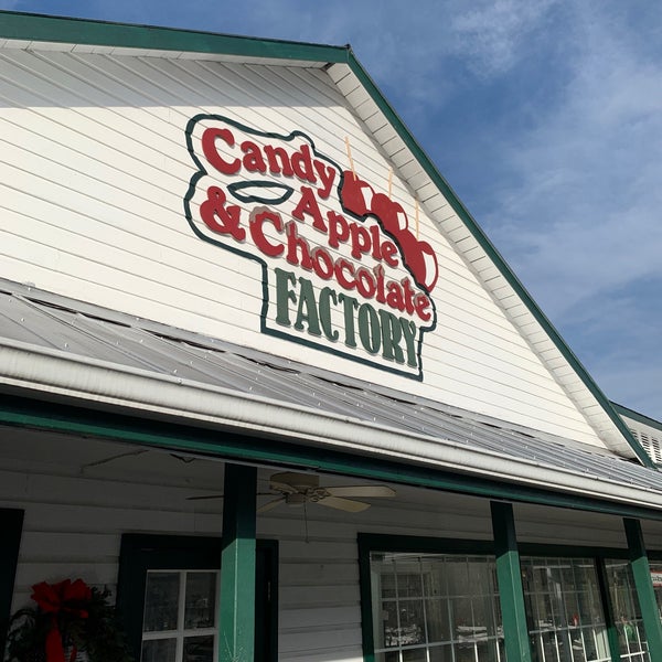 Candy Apple & Chocolate Factory - Sevierville, TN
