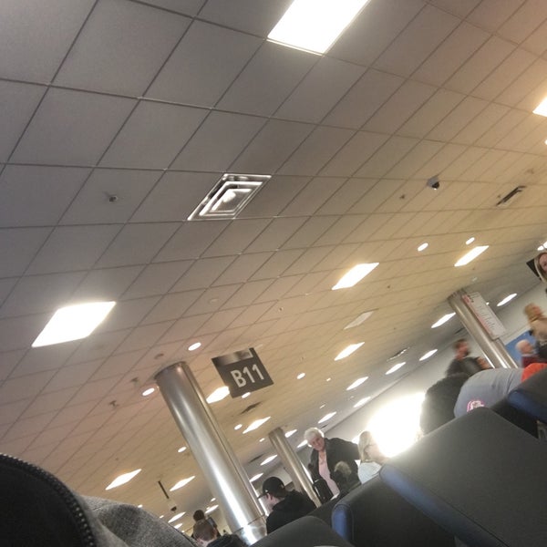 Gate B11 - Concourse B