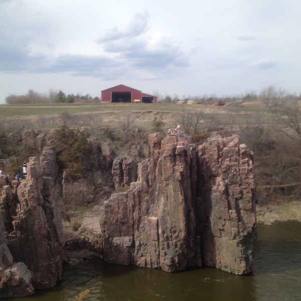 Split Rock Park - 3 tips from 102 visitors