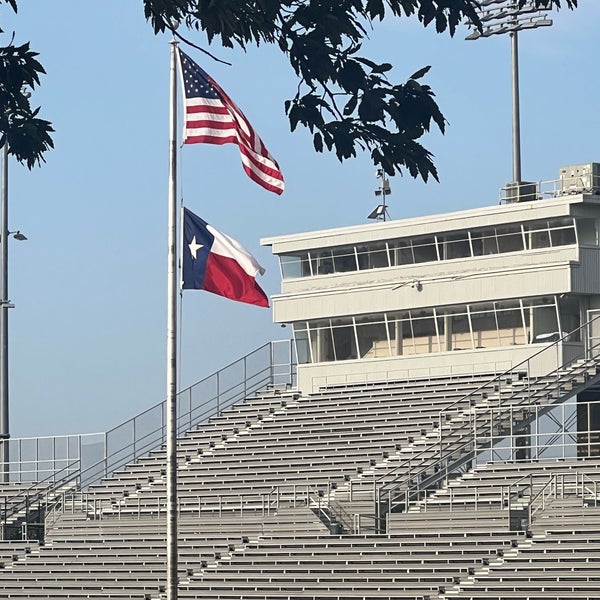 Loos Stadium - 2 tips from 359 visitors