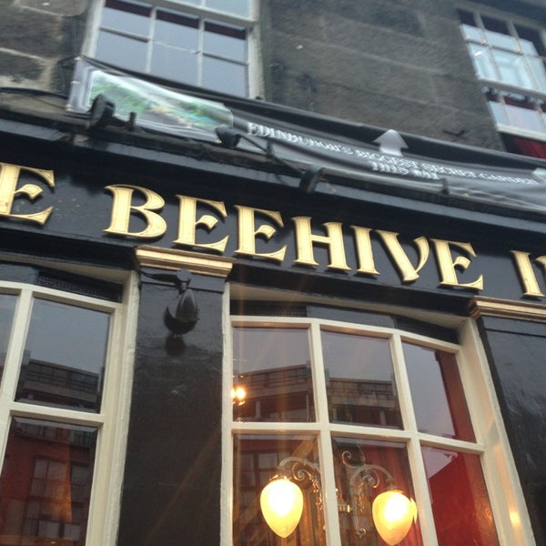 The Beehive Inn - Pub in Edinburgh