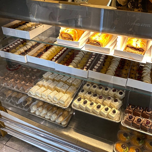 Photos at Bibi Pastry Shop | شيرينى بى‌بى - منطقه ۲ - 118 tips