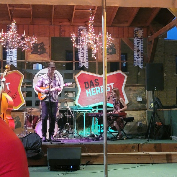 Das Bevo - German Restaurant in Bevo Mill