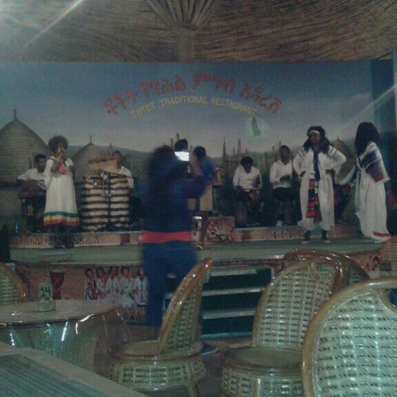 Totot Traditional Restaurant - አዲስ አበባ, Ādīs Ābeba