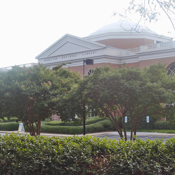 Charlotte Mecklenburg Library - Morrison Regional - Foxcroft - 2 tips
