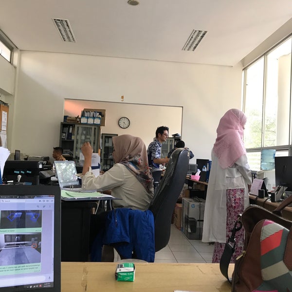 Campus Center (CC) Timur ITB - 4 tips from 912 visitors