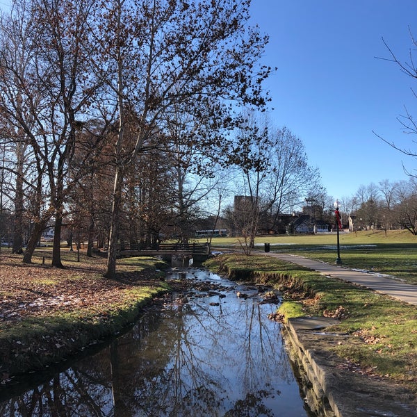 Photos at Dunn Meadow - Indiana University - 8 tips from 426 visitors