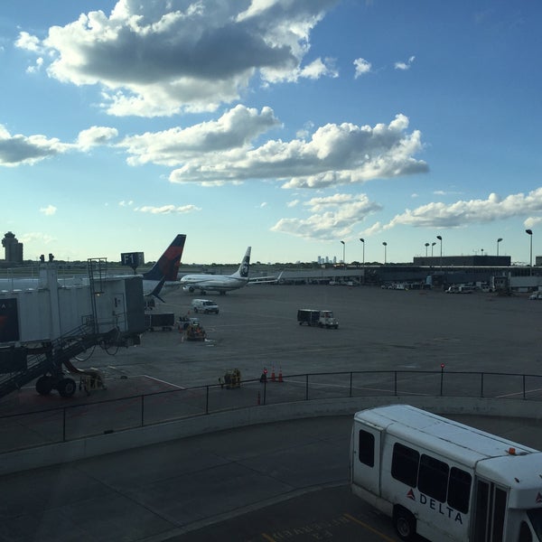 Concourse F - Airport Terminal in Minneapolis
