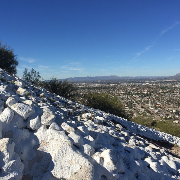 "A" Mountain - Menlo Park - 1501 S Sentinel Peak Rd