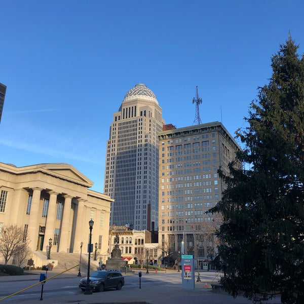 Jefferson Square Park - Central Business District - 2 tips