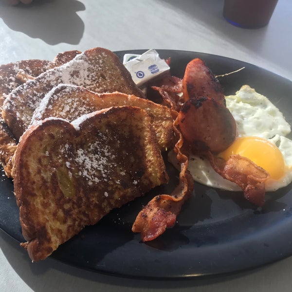 Rooster Cafe - Breakfast Spot