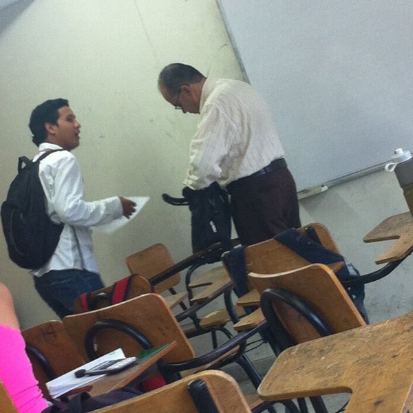 Unidades Tecnológicas de Santander - College Technology Building in ...